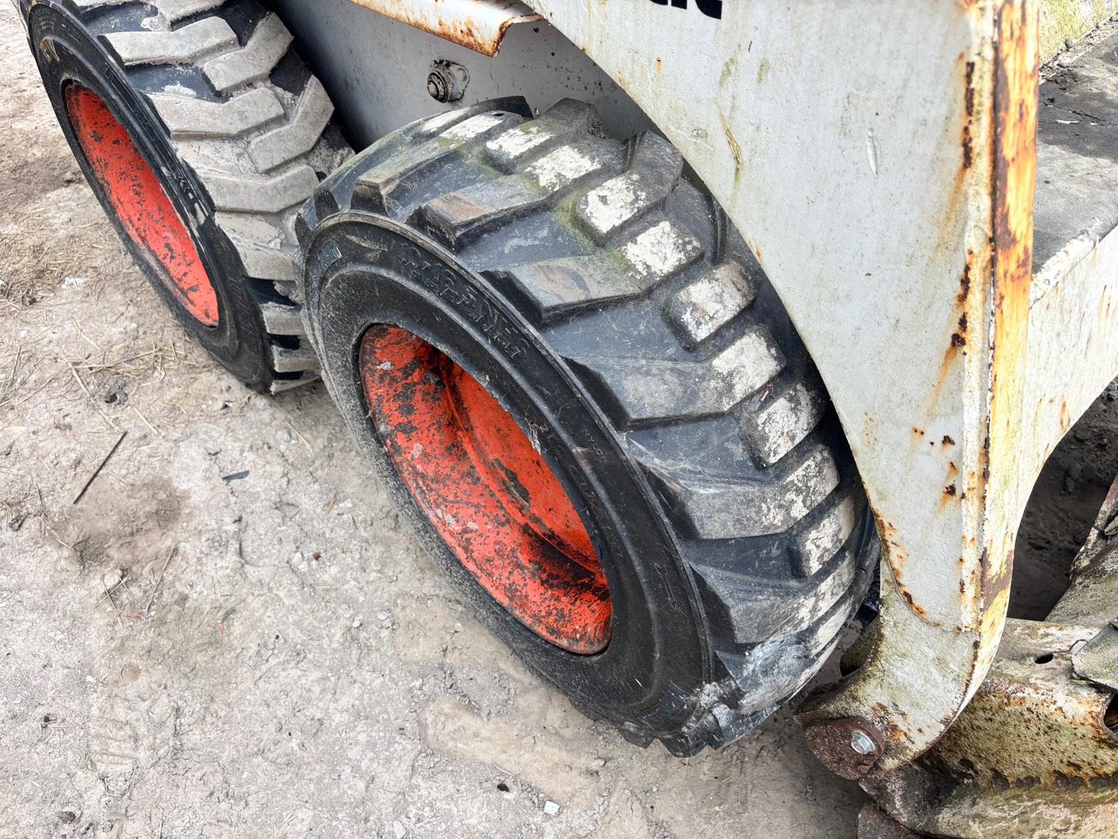 BOBCAT 641 SKID STEER LOADER COMPACT LOADER DIESEL PLANT MACHINE BUCKET ...